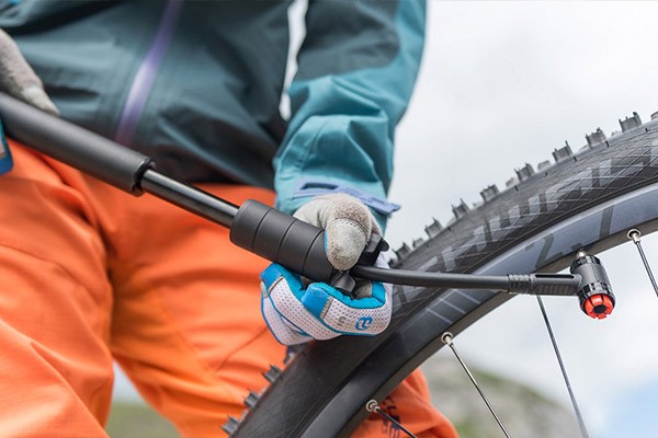 Bike Pump Guide | Tredz Bikes