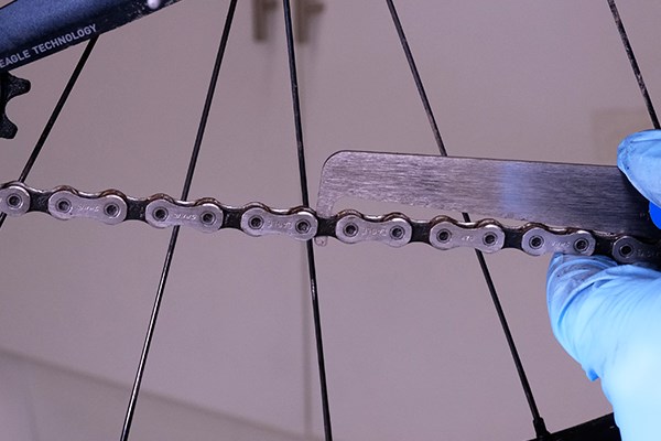How to Check your Chain Wear & When to Replace Your Chain | Tredz Bikes