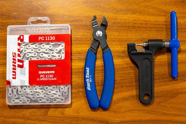 Quick Link Chain Guide: How to Remove and fit a Chain With a Quick Link ...