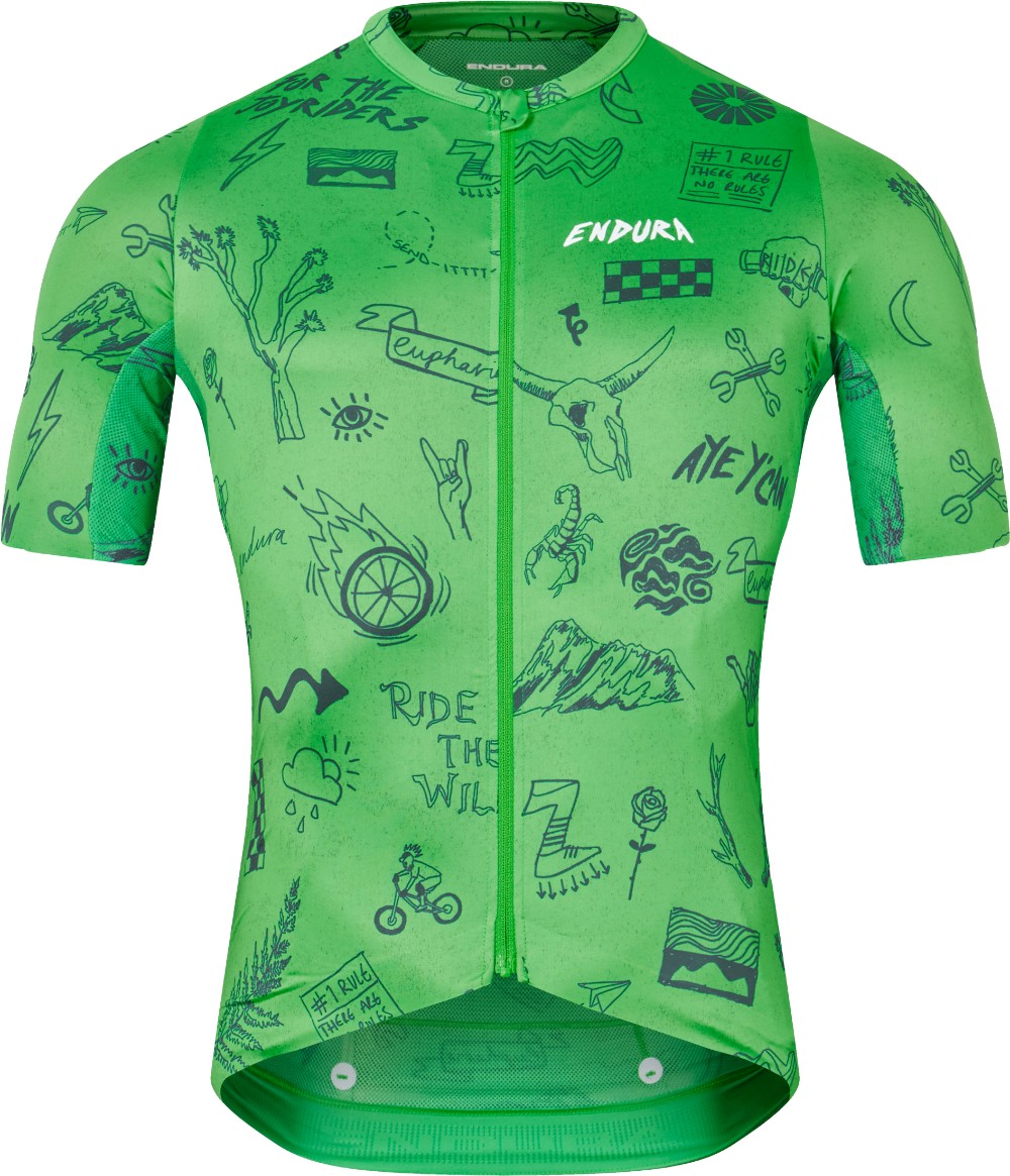 Endura Pro Super-Light Short Sleeve Cycling Print Jersey | Tredz Bikes